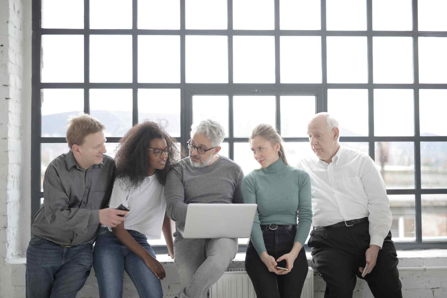 Liderazgo empresarial: Tipos de liderazgo, ejemplos y definición
